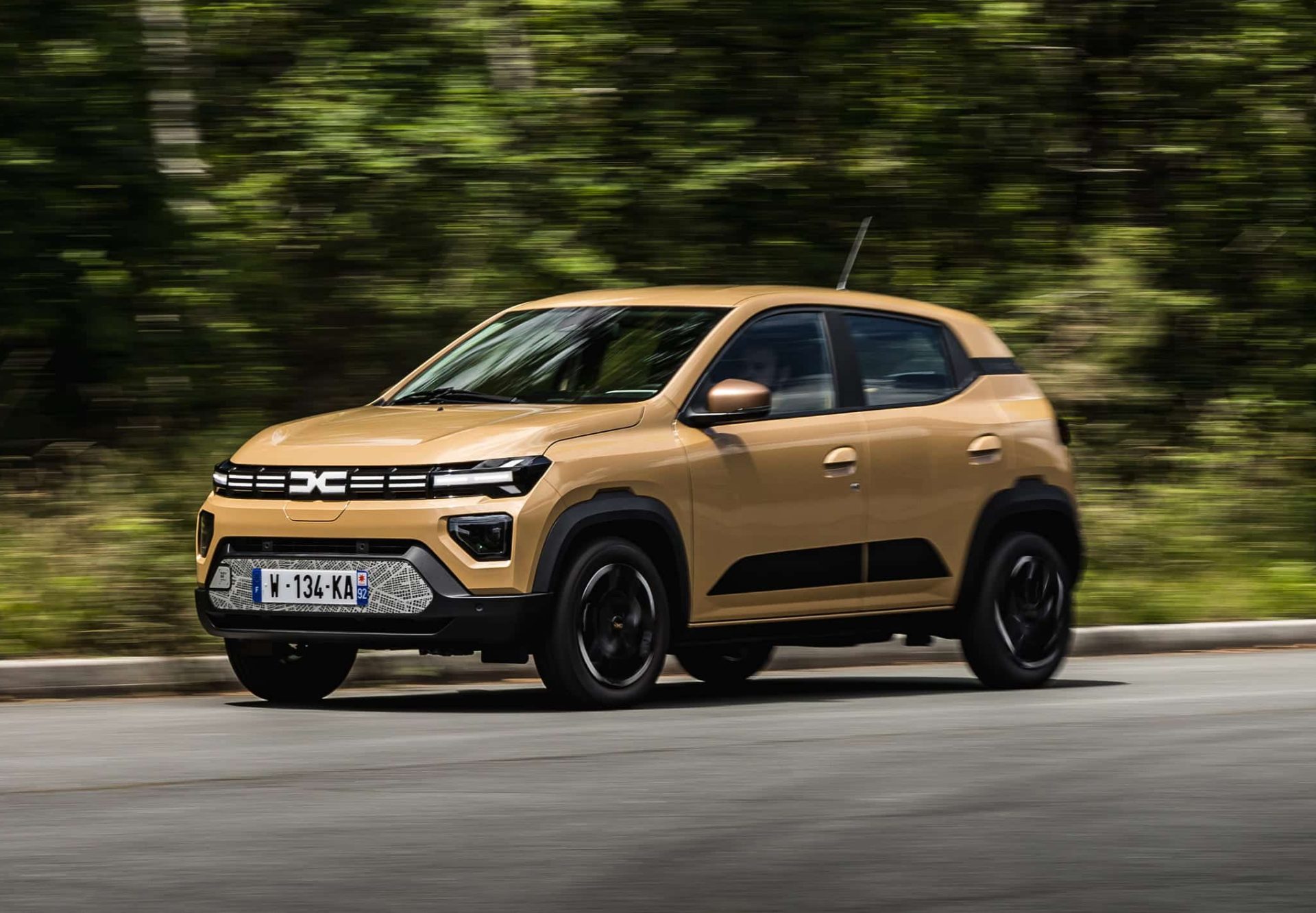 Nuovo Dacia Spring 2025, prova della citycar elettrica che conquista le ...