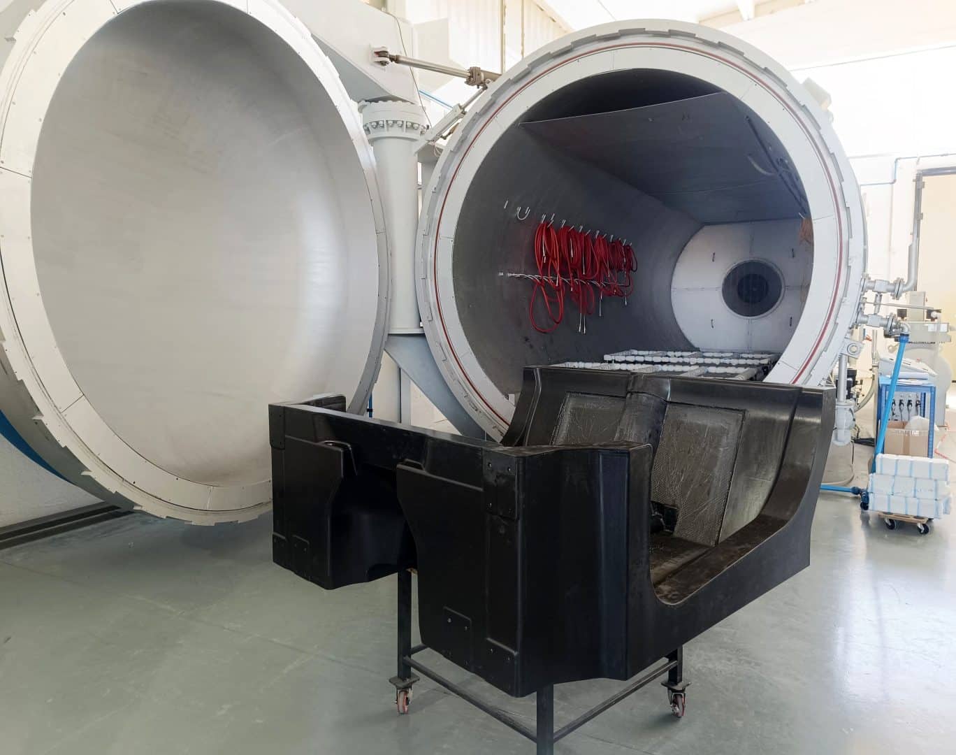 Formidabile Automobili Mignatta Rina, monoscocca in carbonio, motore V8 ...