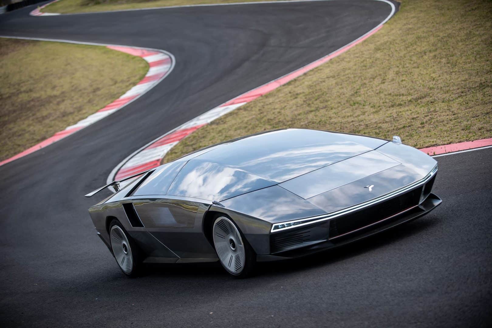 GFG Style Peralta S., fenomenale perla di Giugiaro. Dal 2025 omaggio agli anni Settanta