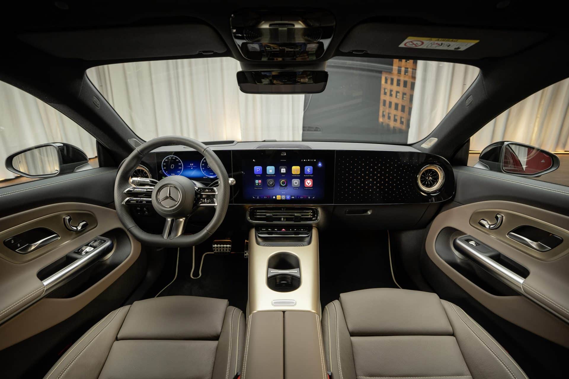 Mercedes CLA 2025, formidabile prima pietra con autonomia, stile e ...