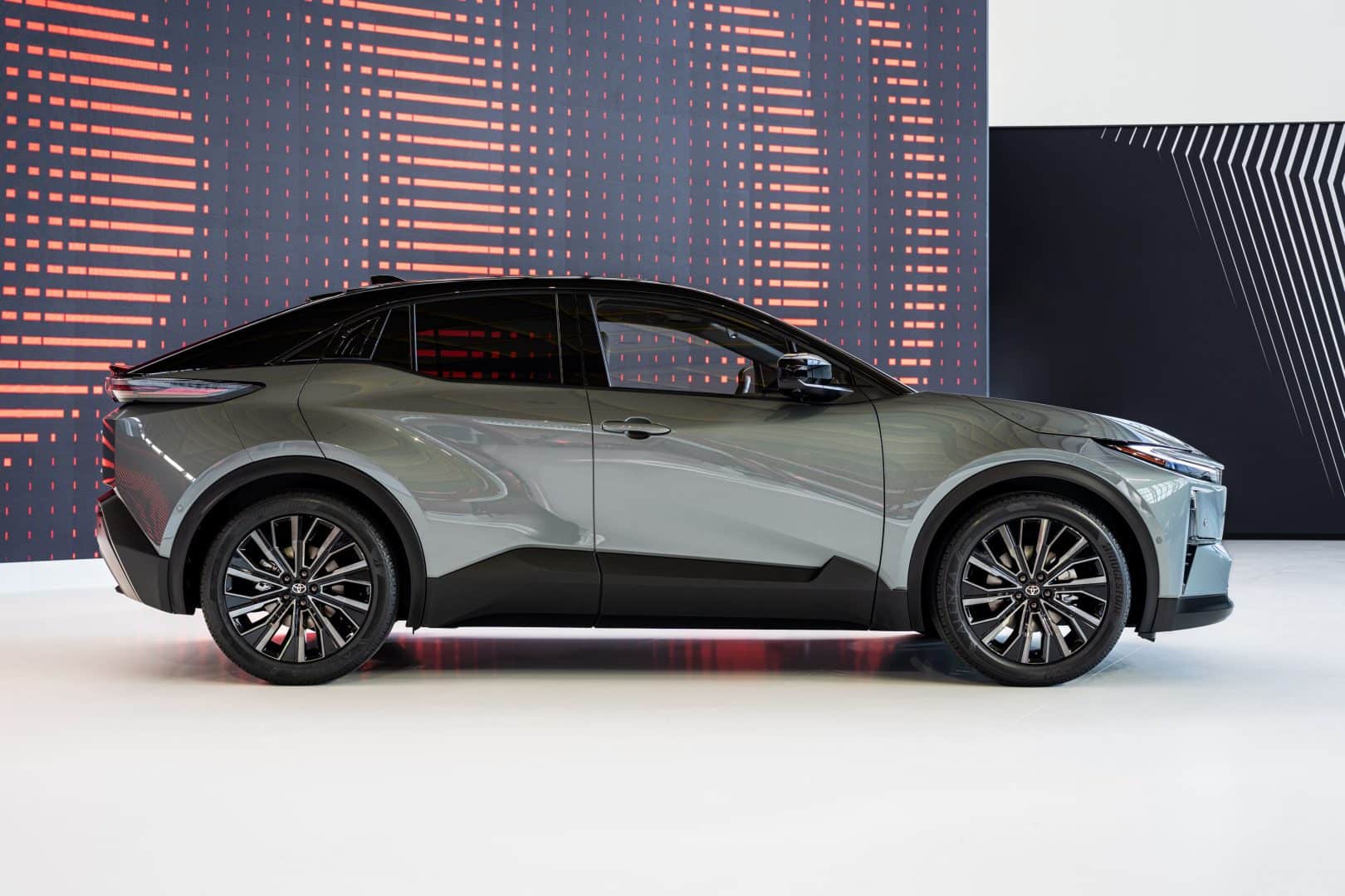 Toyota e le auto elettriche, formidabile innovazione e novità per il 2026