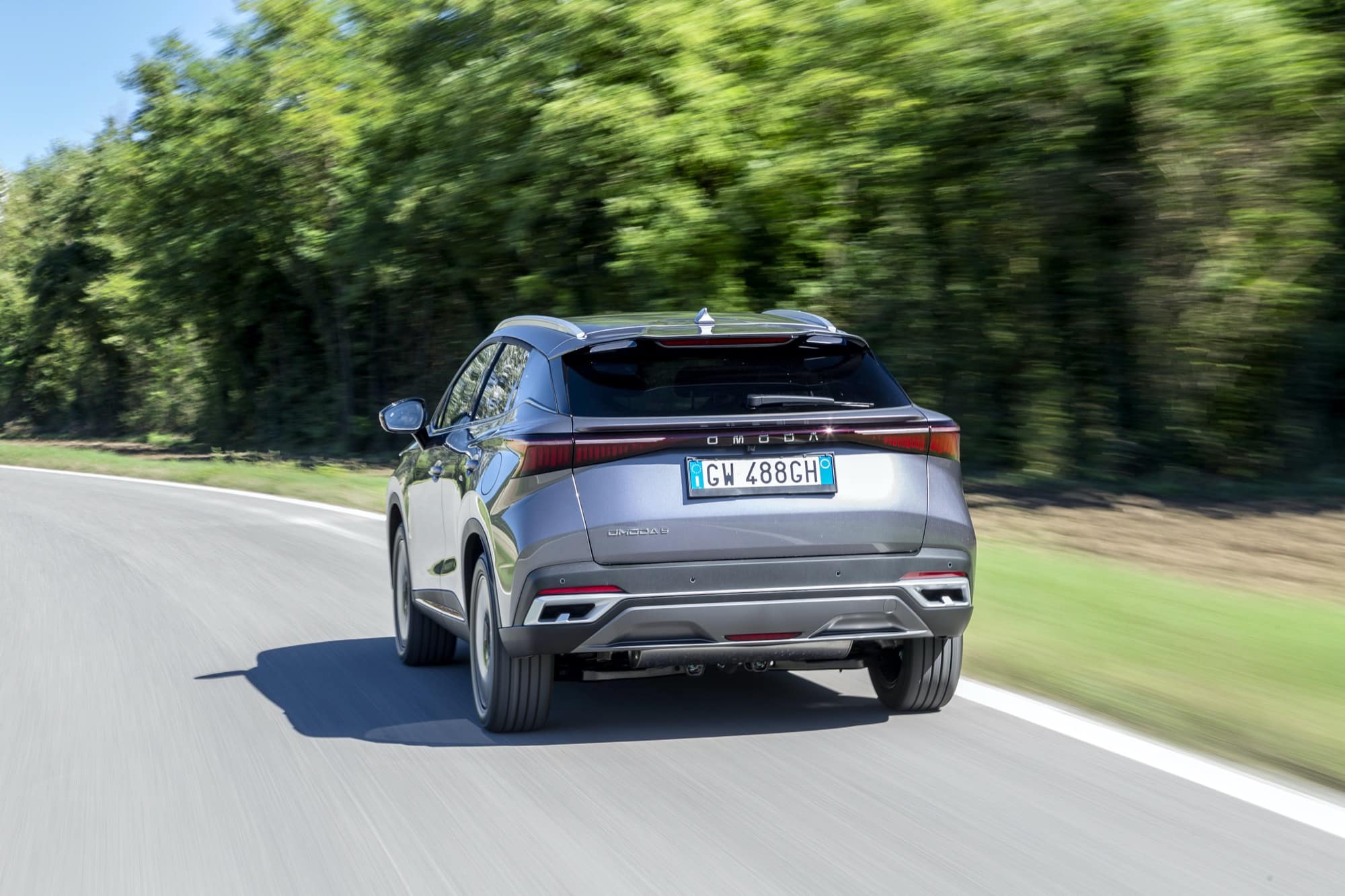 Nuovo Omoda 5 Pure 2025, SUV completo a 26.900 euro
