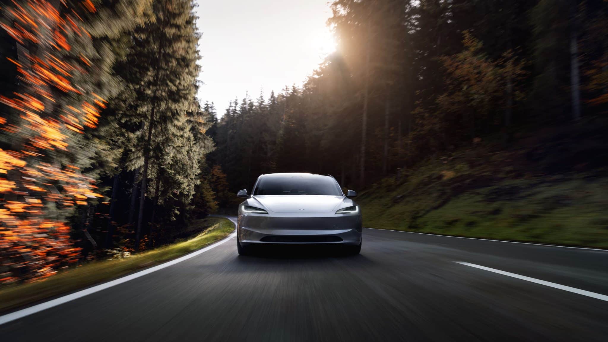 Tesla Model 3 Long Range, la prova. Autonomia formidabile