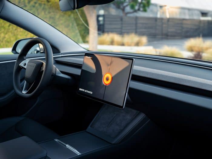 Tesla Model 3 Long Range, la prova. Autonomia formidabile