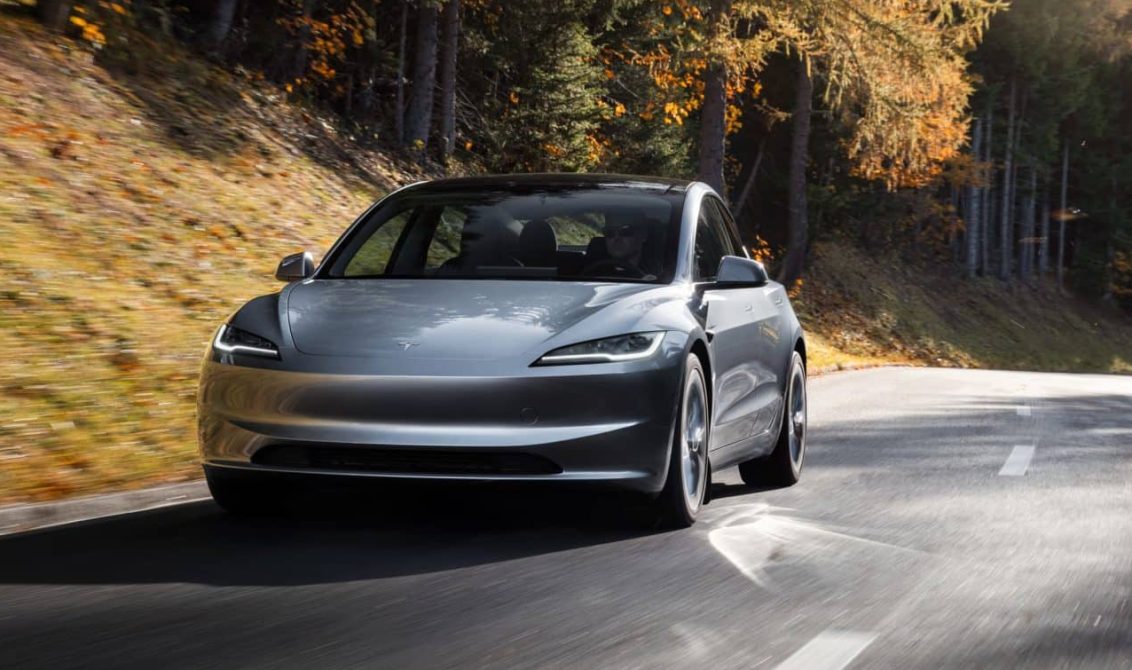Tesla Model 3 Long Range, la prova. Autonomia formidabile