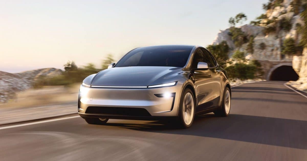 Arriva Tesla Model Y a 7 posti, caratteristiche e prezzo