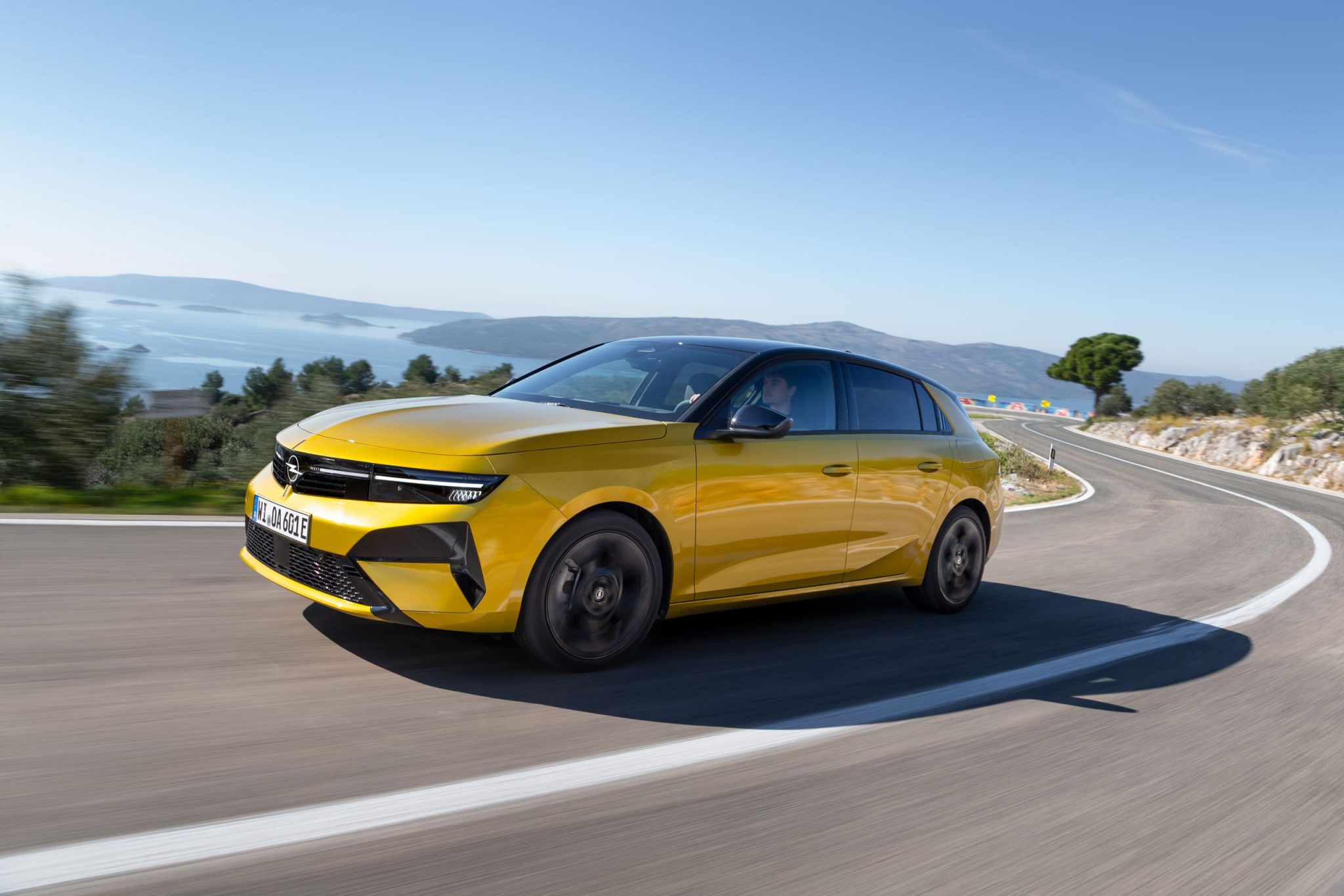 Opel Astra 2026, le qualità del restyling alla prova su strada